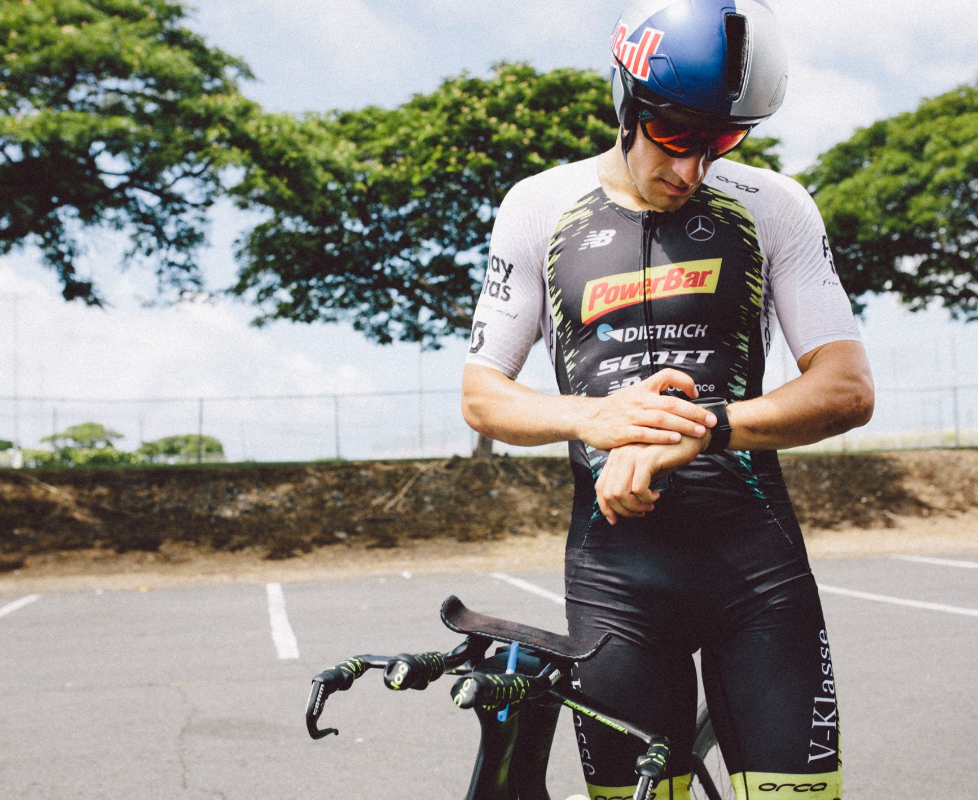 Win a trisuit signed by Sebastian Kienle | Orca